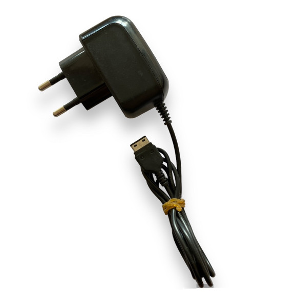 Samsung Tuşlu Telefon Şarj Adaptörü Geniş Çentikli Soket | www.eski...